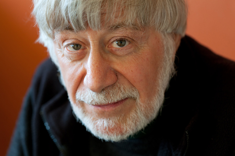 Cucharas | Michael Harlow | Poesía Neozelandesa